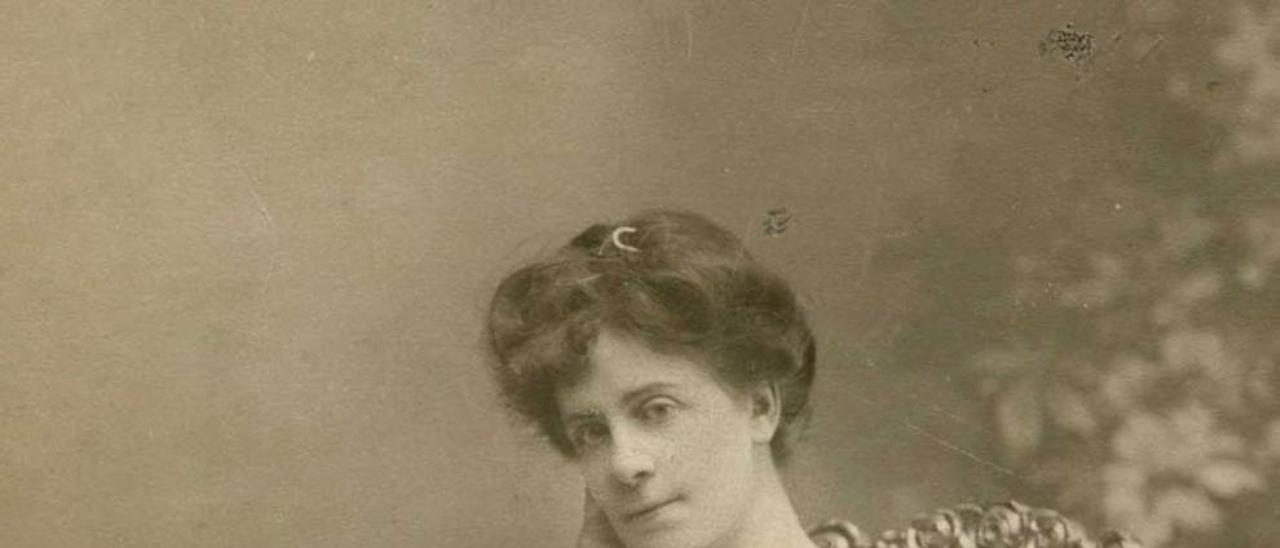 "Sofía Casanova vivió y trabajó en un mundo de hombres, por eso fue enterrada por la Historia ...