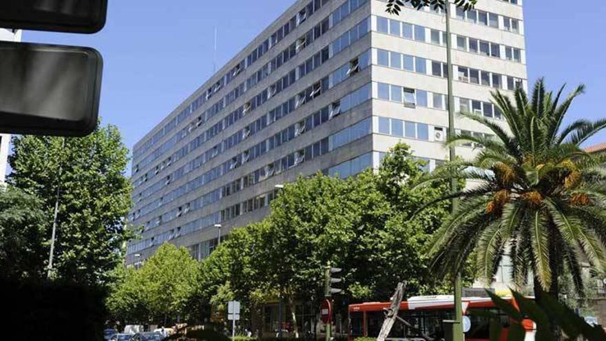 La Junta continúa interesada en la venta del edificio Múltiples de Cáceres