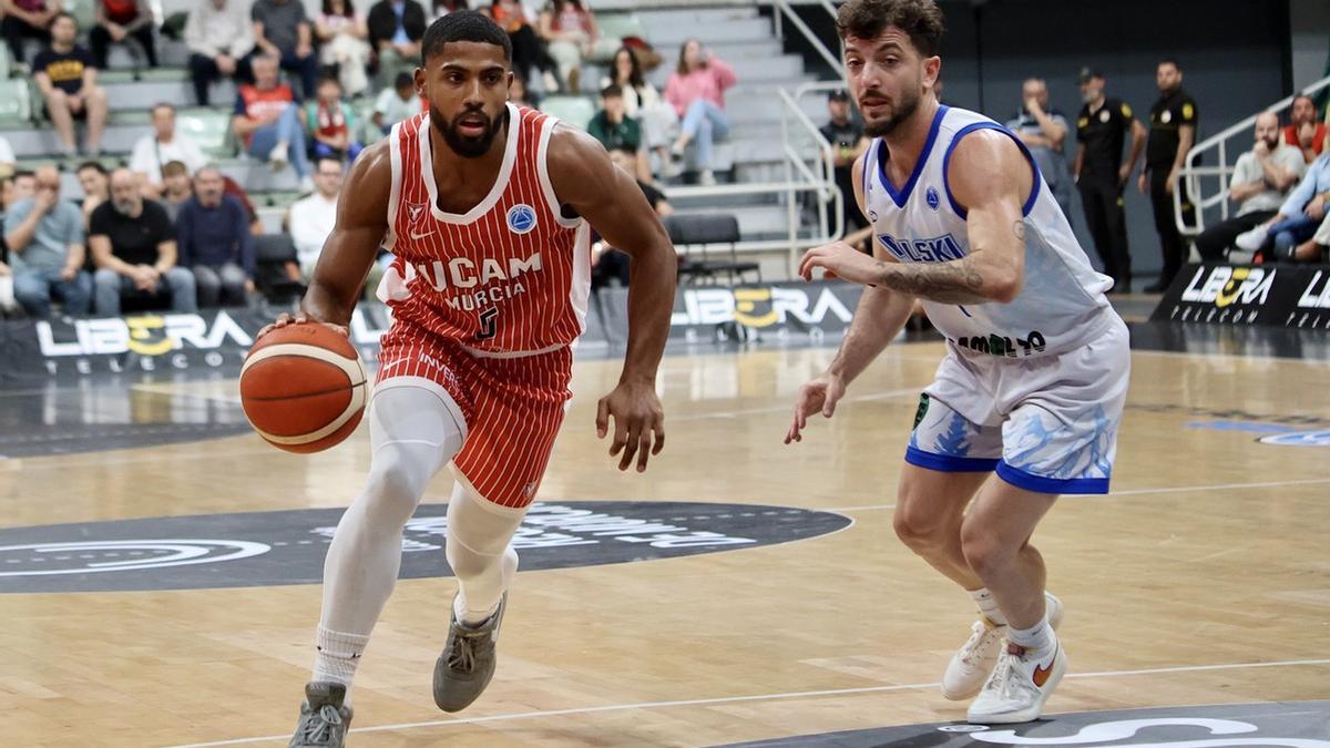 UCAM MURCIA CB | El UCAM Murcia llega a Bosnia para seguir marcando el ritmo en la FIBA Europe Cup