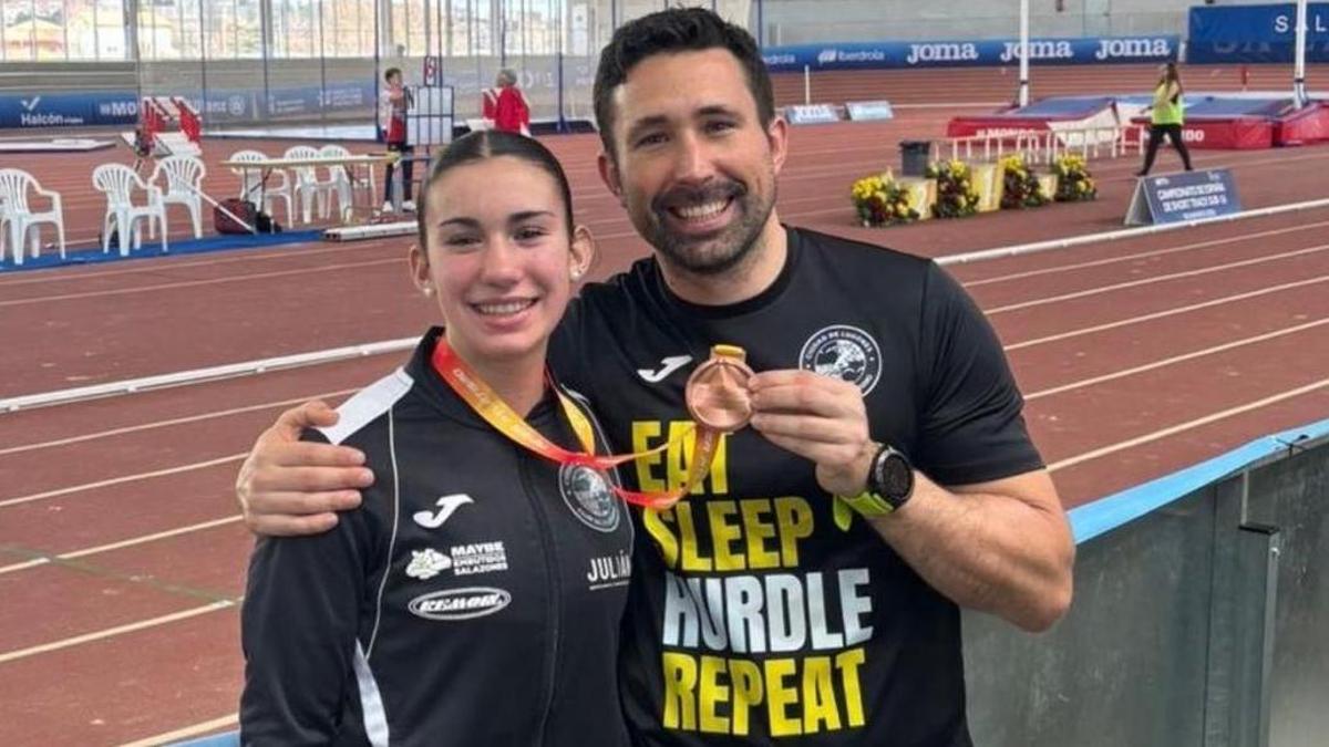 Celia González, del Ciudad de Lugones, bronce nacional sub-16 en 60 vallas