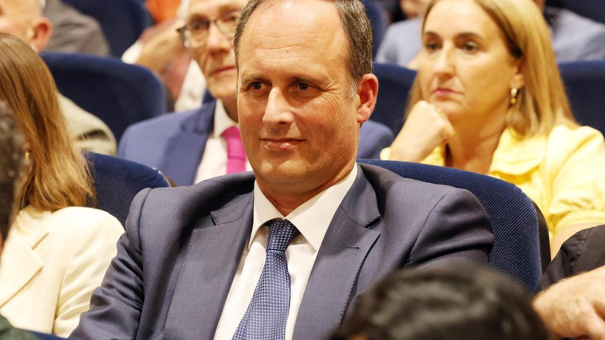 El BOE oficializa el nombramiento de Carlos Botana como nuevo ...