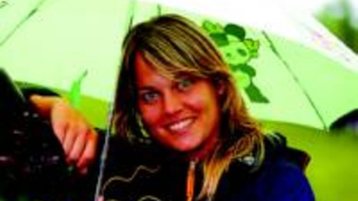 Berta Castells: "Me gusta el martillo, pero a veces lo lanzaría bien lejos"