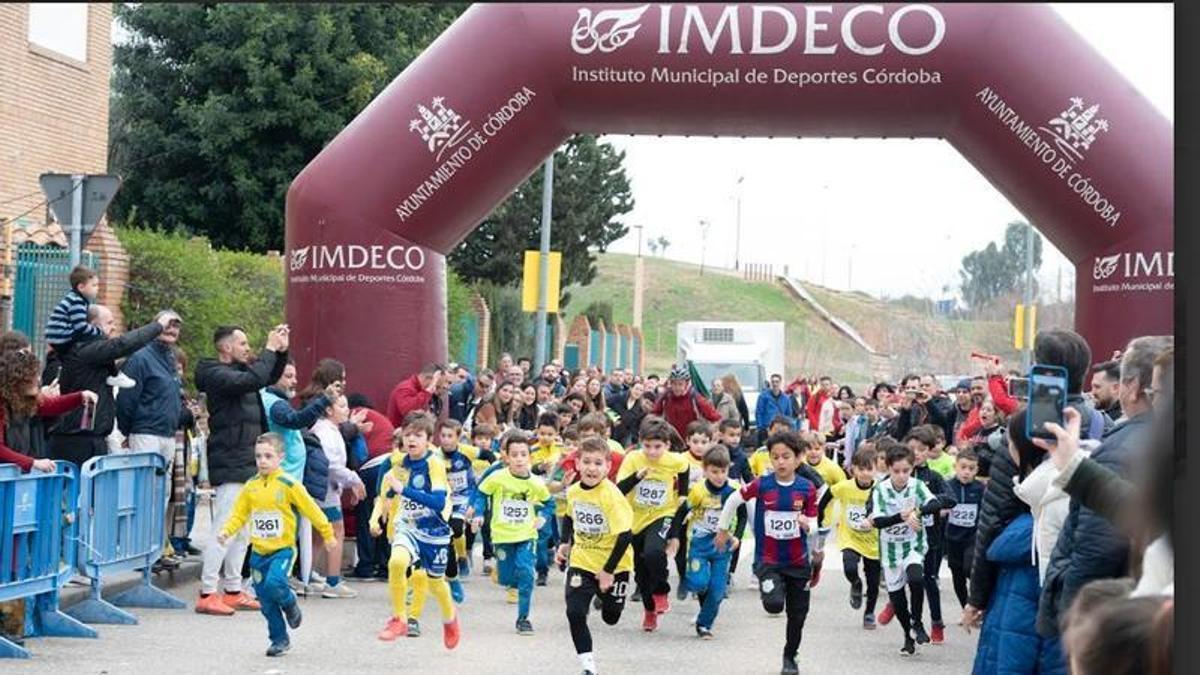 El colegio Séneca celebra su séptima carrera escolar solidaria el domingo