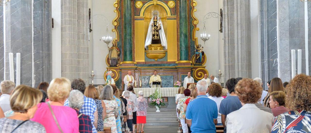 Manolito Guerra, Sacristán Mayor