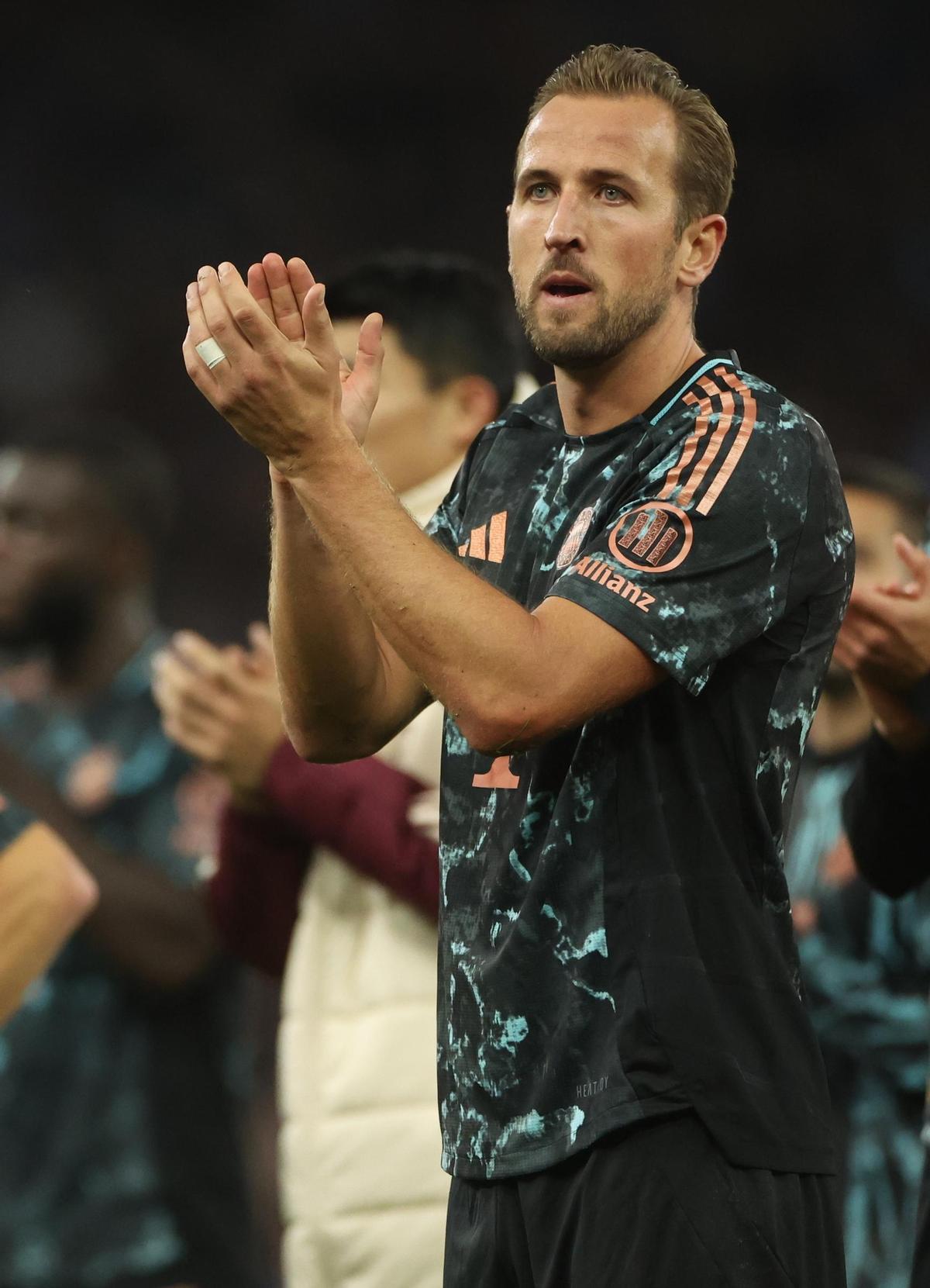 Resumen, goles y highlights del Aston Villa 1 - 0 Bayern de Múnich de ...