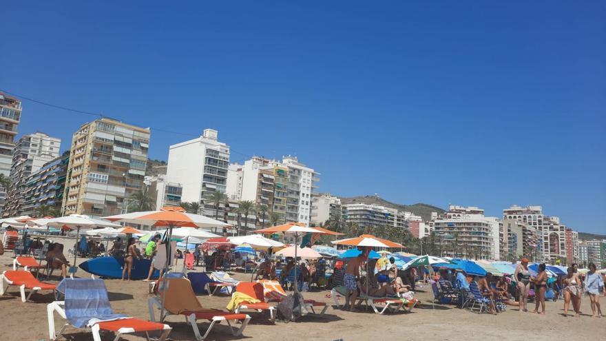 Cullera recupera el turismo exterior aunque el visitante español ...