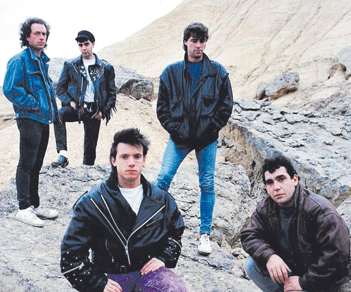 Tako ultima su decimonoveno disco y agranda su leyenda