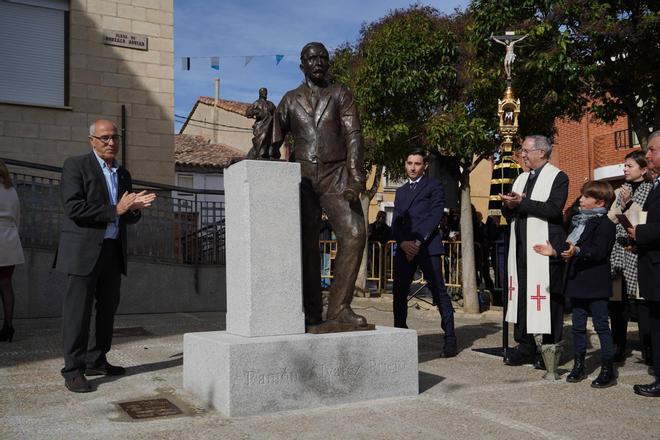 ESCULTURA RAMÓN ÁLVAREZ | Un recuerdo indeleble a la figura de Ramón ...