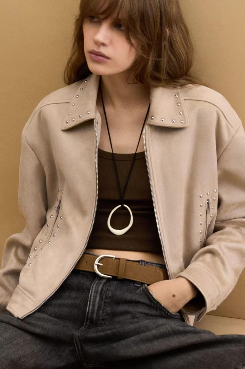 CAZADORAS EFECTO PIEL | Date prisa, están causando furor: las 6 cazadoras de efecto piel más ...