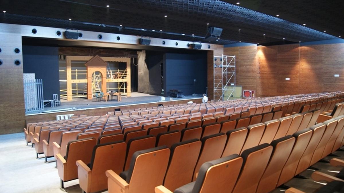 La gent gran de Calaf estrena dissabte l'espectacle multiartístic ...