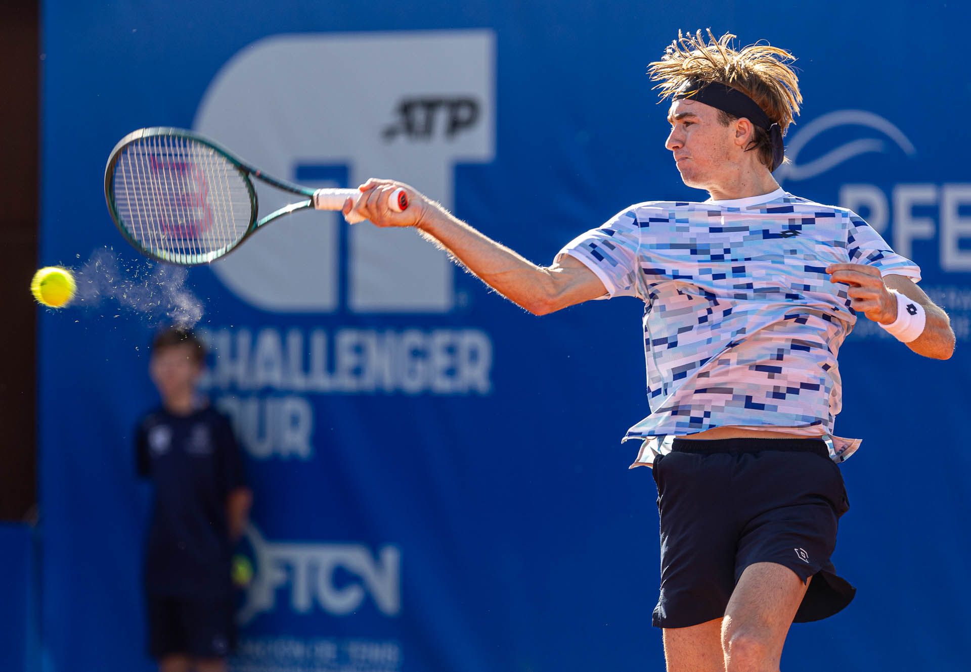 Neumayer vence a Albert Ramos en el Montemar Challenger