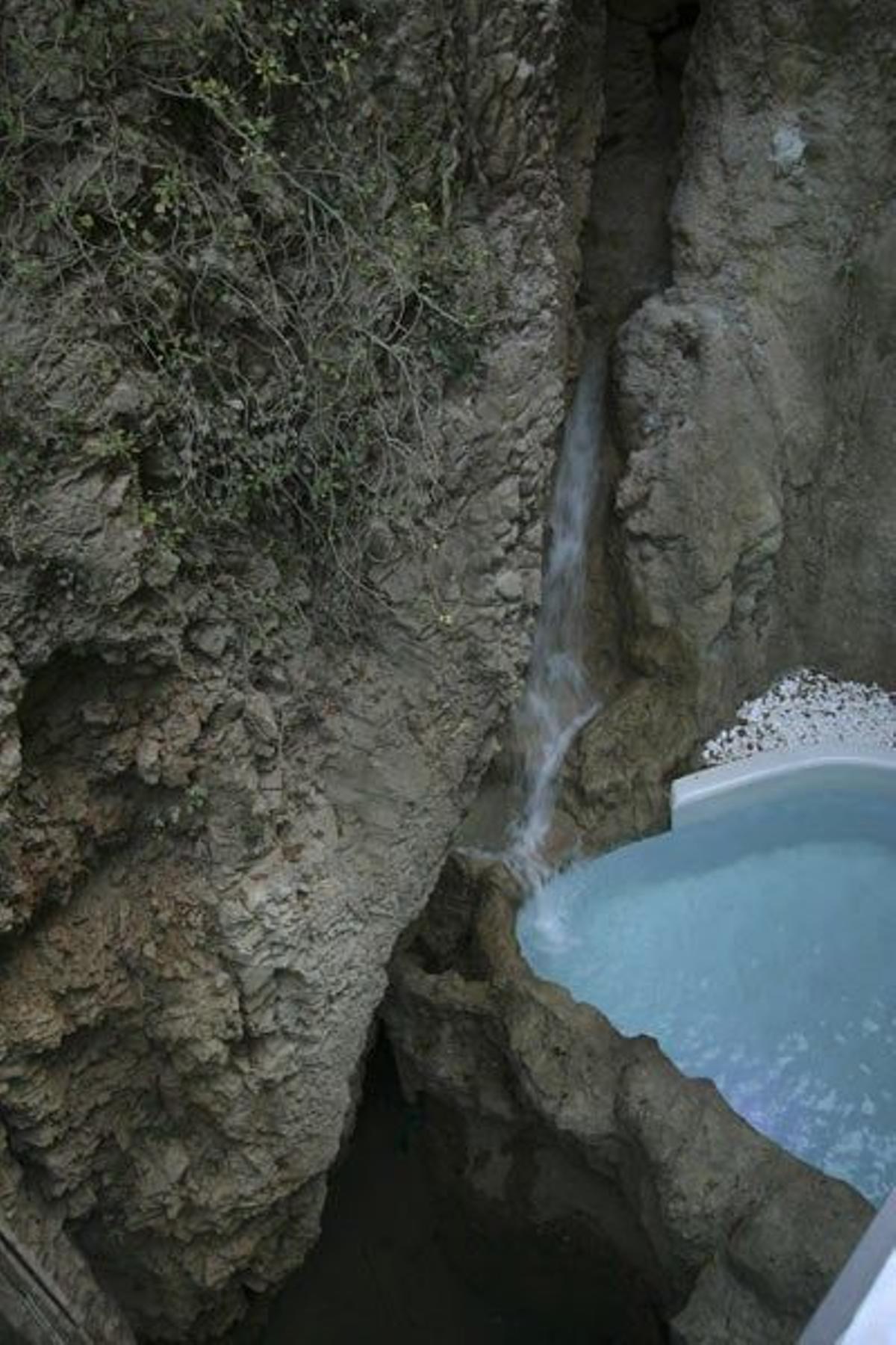 Descubre el Hotel-Balneario La Hermida - Viajar