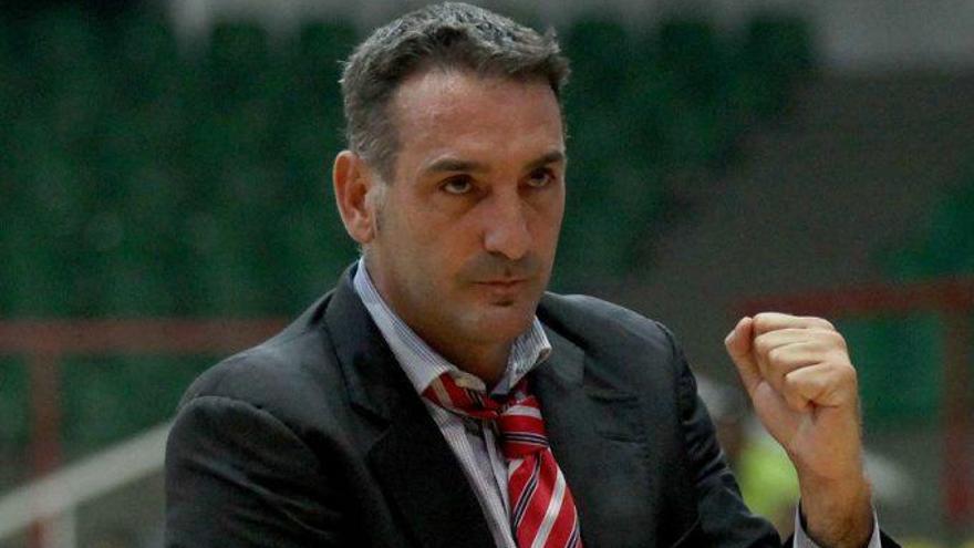 Luis Guil espera "cambiar la dinámica" del Tecnyconta y ganar fuera de casa