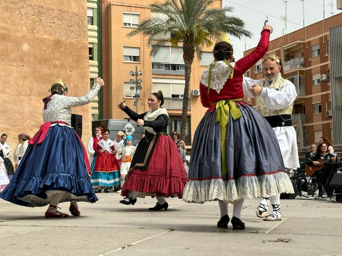 Torrent celebra el tradicional traslado de Sant Vicent Ferrer