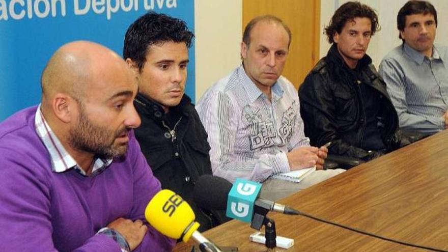 Gómez Noya y Raña piden la dimisión de Biehn