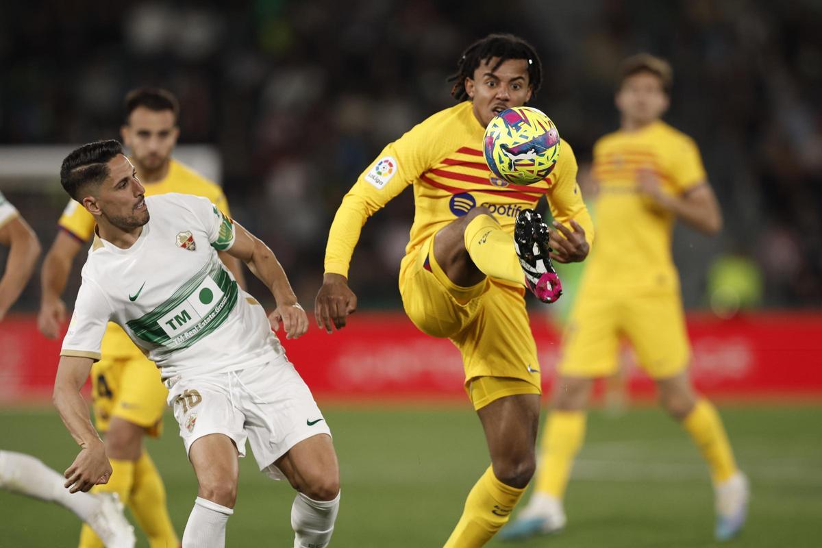 LaLiga Santander | Elche-Barcelona, en imágenes | FOTOS