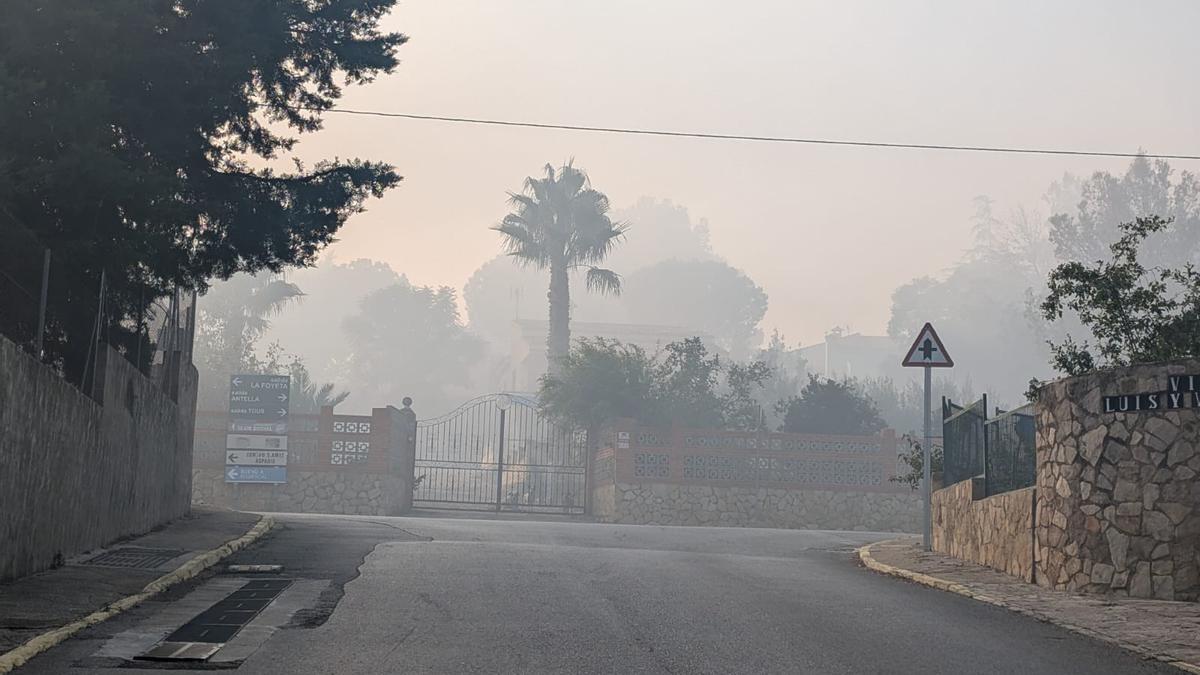 "Aunque cerremos las puertas y ventanas, el humo se mete en casa"