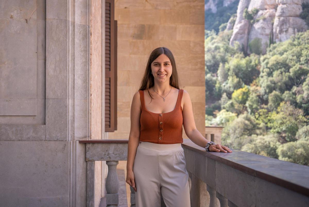 Alba Fernández, la primera mujer del coro mixto de Montserrat: "Siempre ...