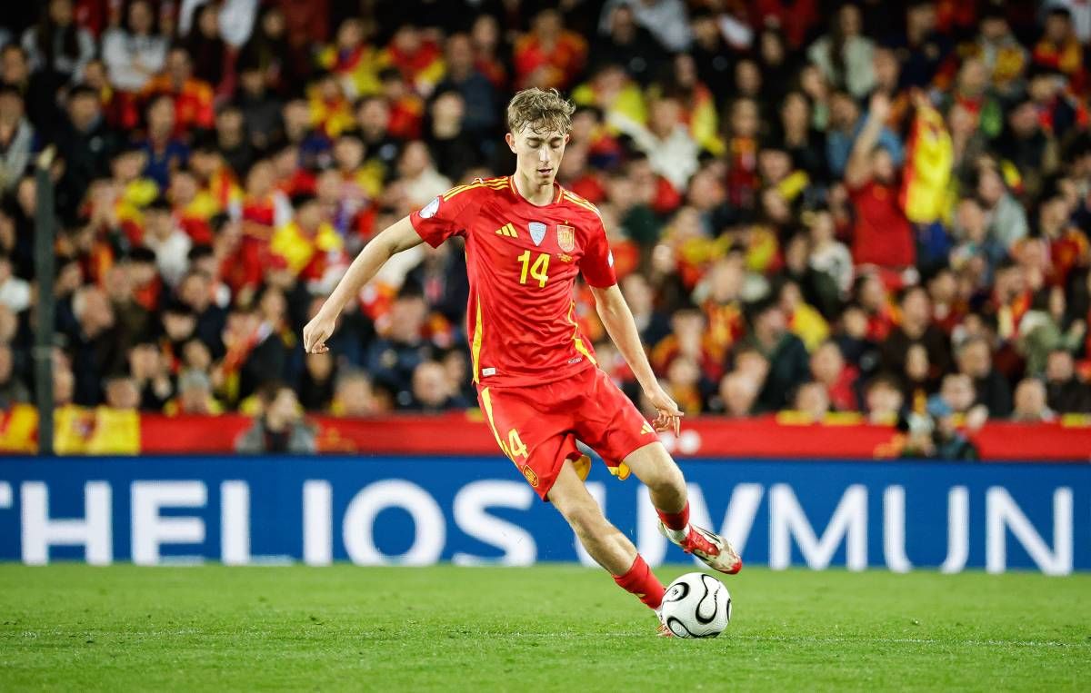 DEAN HUIJSEN VIDA PERSONAL | Los amores de Dean Huijsen: padres, pareja ...