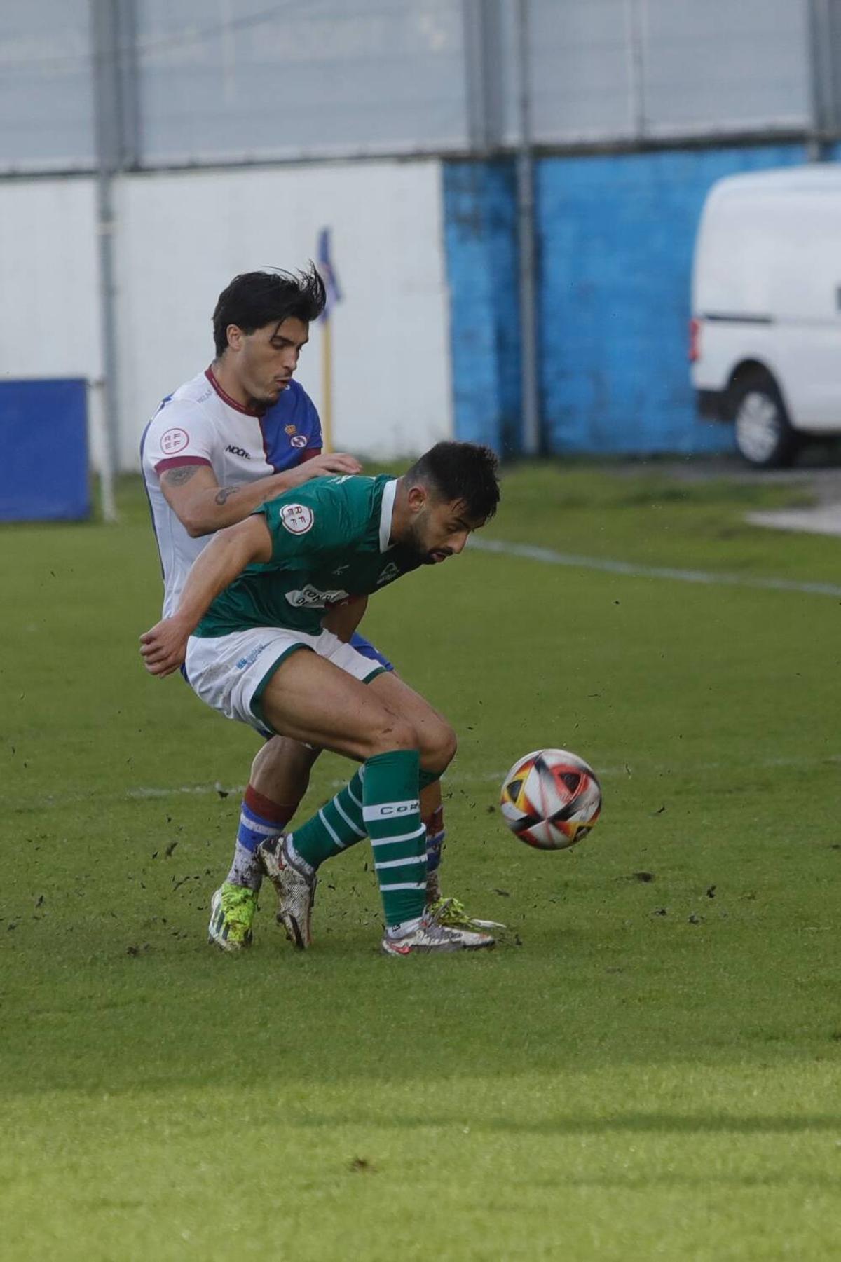 EN IMÁGENES: Así ha sido la goleada del Avilés al Coruxo (4-0)