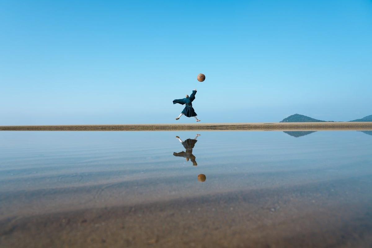 Querrás hacerte una foto aquí: así es la playa espejo de Chichibugahama ...