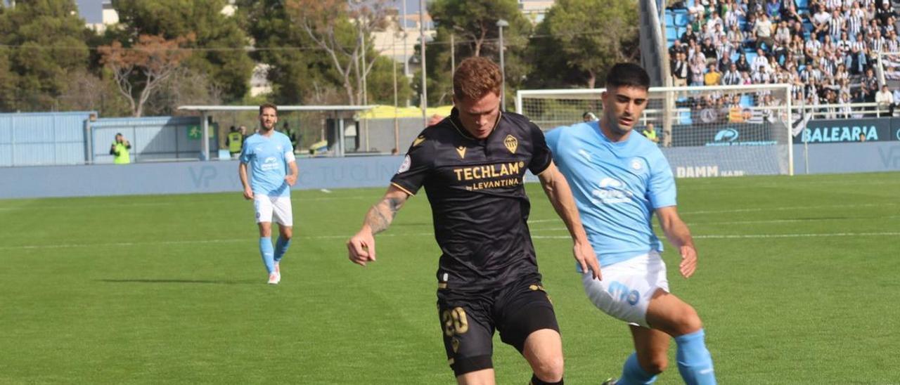 La crónica | El Ibiza castiga al Castellón en las áreas y aprieta la ...