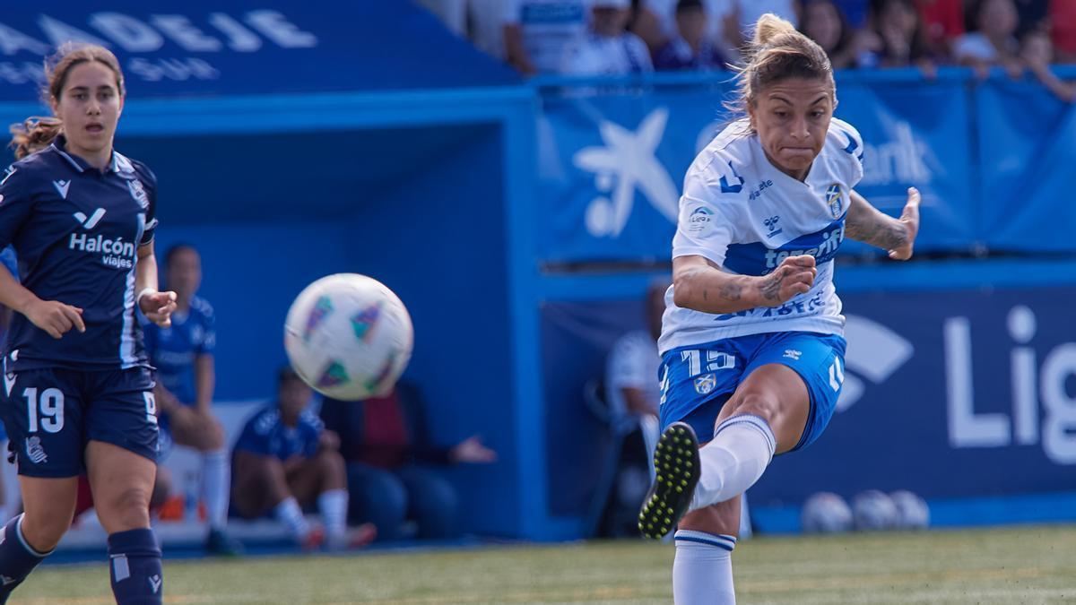 UD TENERIFE: Sandra Hernández se despide de la UD Tenerife