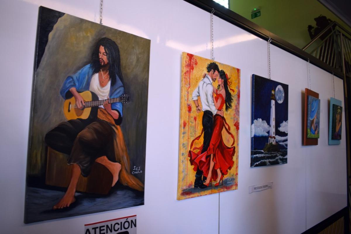 Los integrantes del «Campus Sénior» de Valga presumen de arte