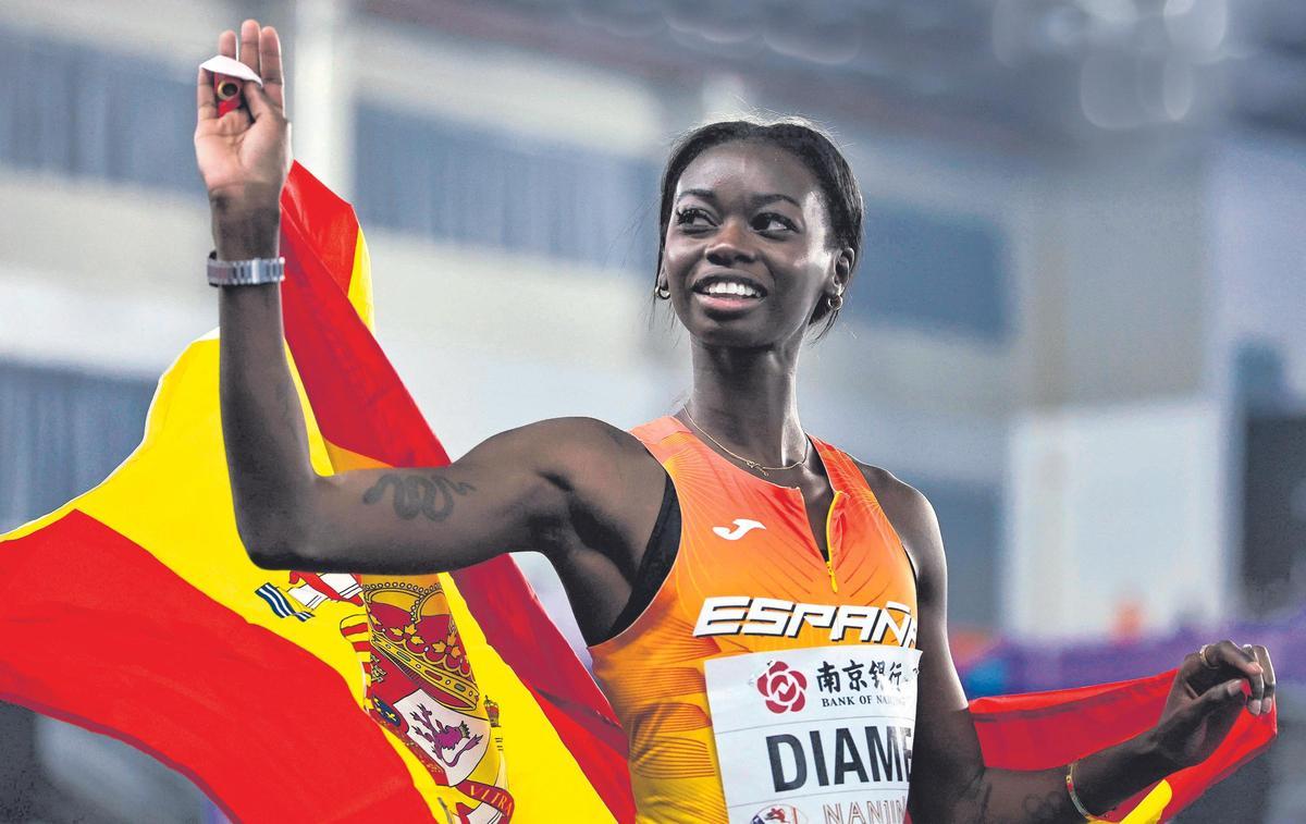 Valencia: Un exfutbolista confirma su relación con la atleta valenciana ...