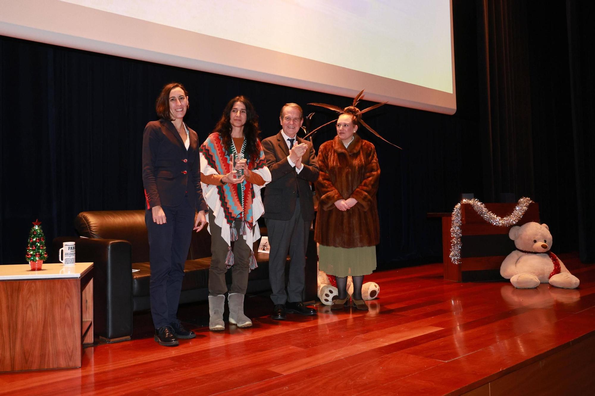 Rosa Fontaíña, Silvia Torres e Menchu Lamas recollen os IV Premios Emilia Pardo Bazán