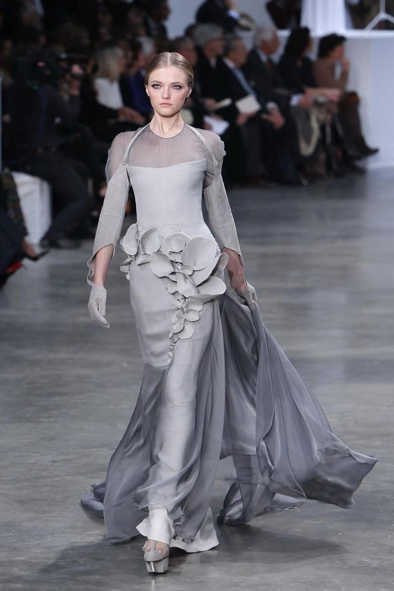 Stéphane Rolland, pura arquitectura - Woman