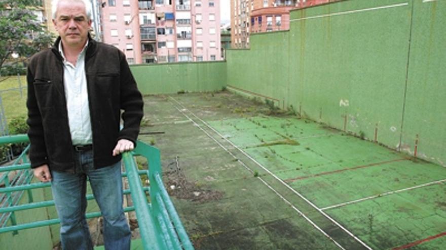 El frontón de la discordia