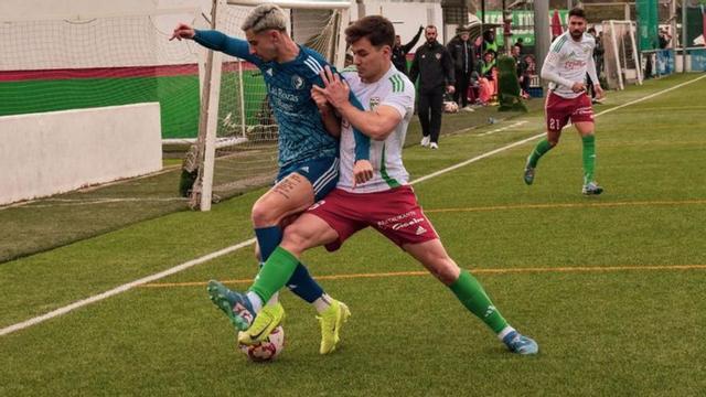 La Peña Deportiva refuerza la zaga con el joven central Víctor Barber