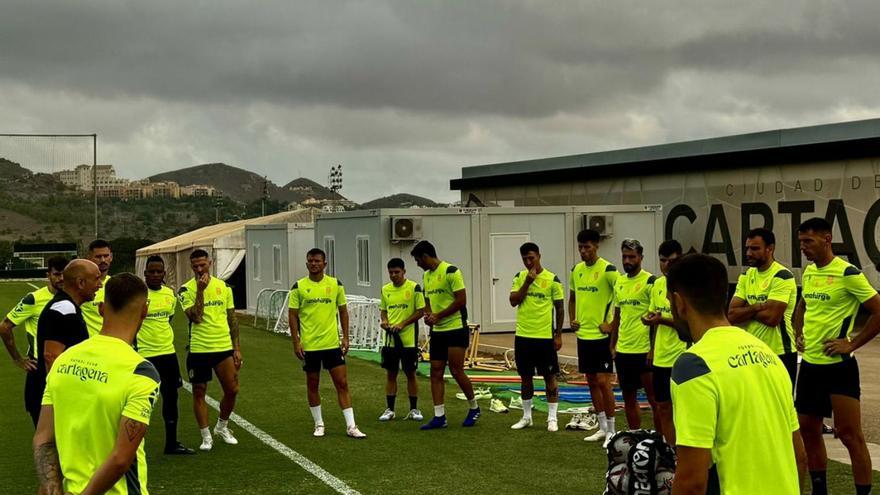 Partido FC Cartagena | El FC Cartagena quiere que a la tercera sea la ...