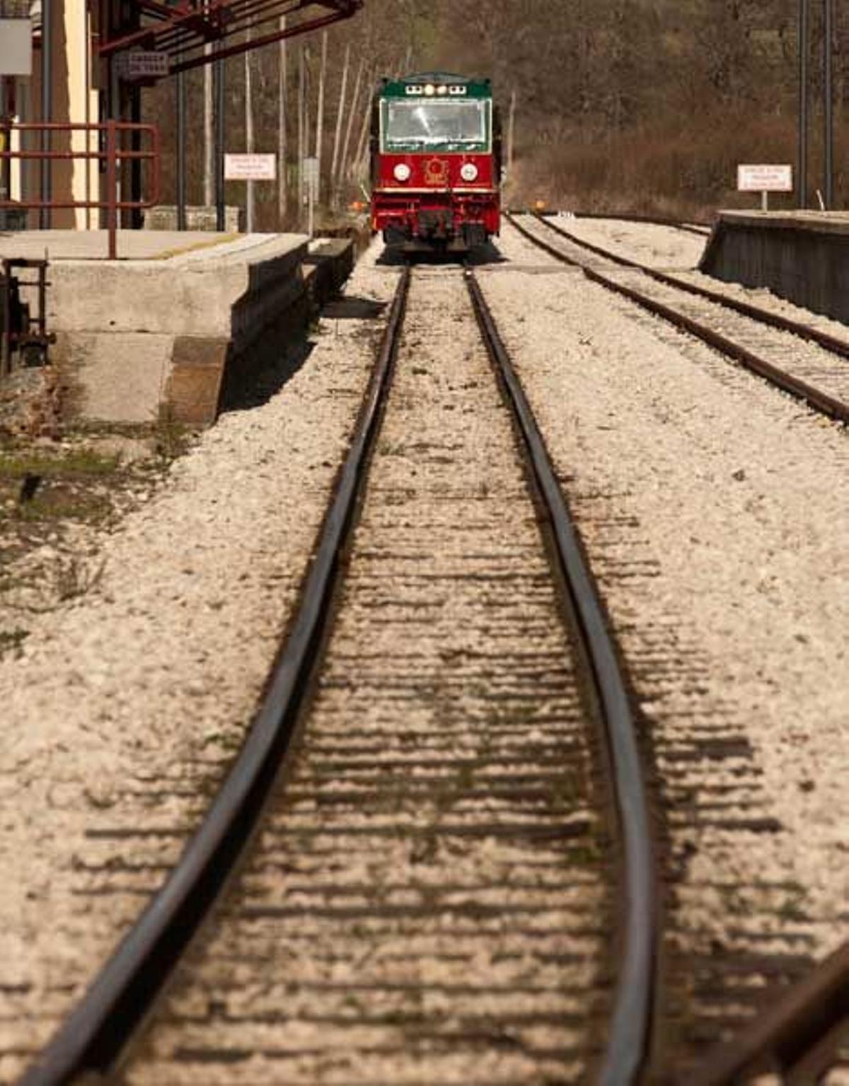 Paseo por el norte en tren con el Expreso de la Robla - Viajar