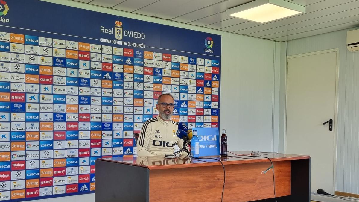 Cervera lo tiene claro: "No podemos cambiar la forma de jugar cada ...