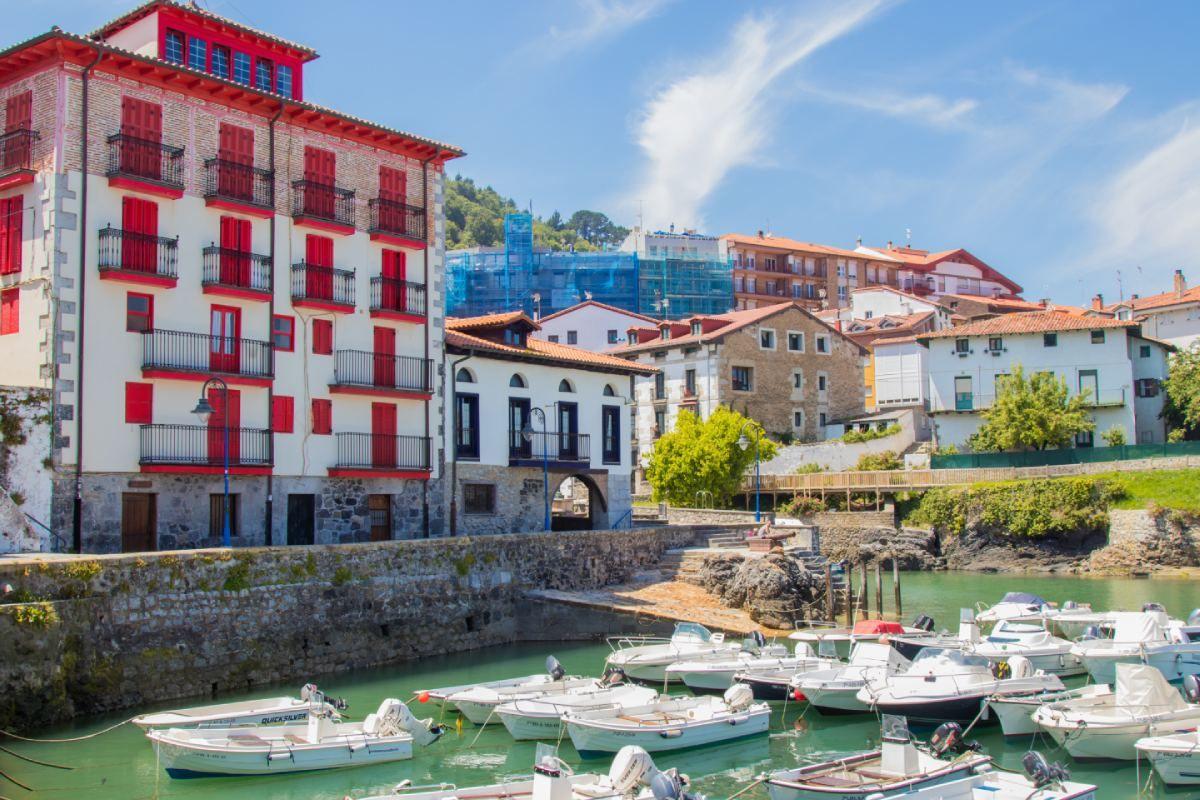 Los mejores pueblos pesqueros de España que debes visitar tanto si eres ...