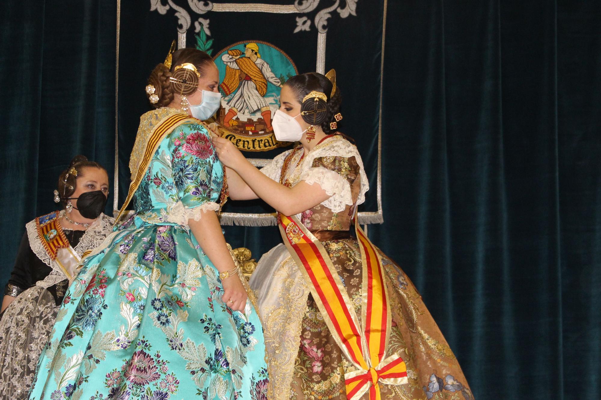 Quatre Carreres reconoce a sus falleros "brillants" y a sus falleras ...