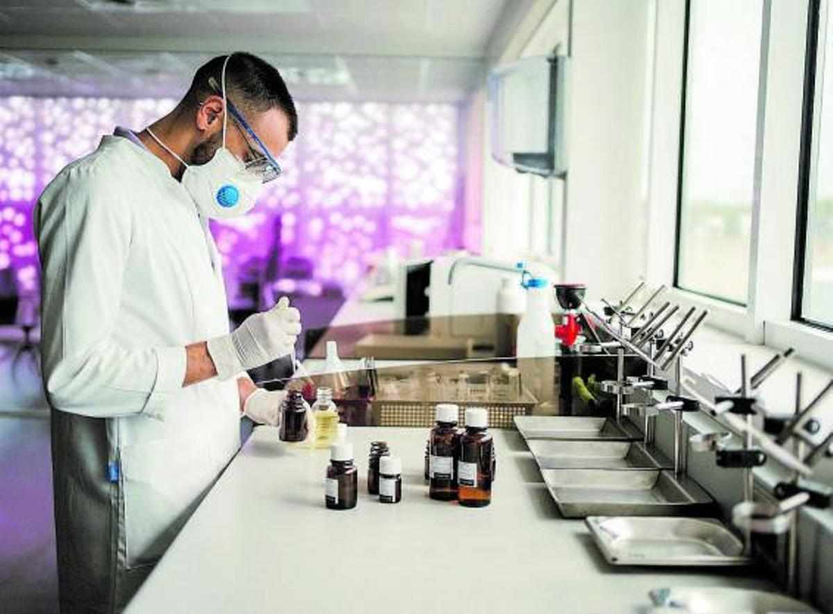 El negocio de impregnar de alma un producto con el perfume - Levante-EMV