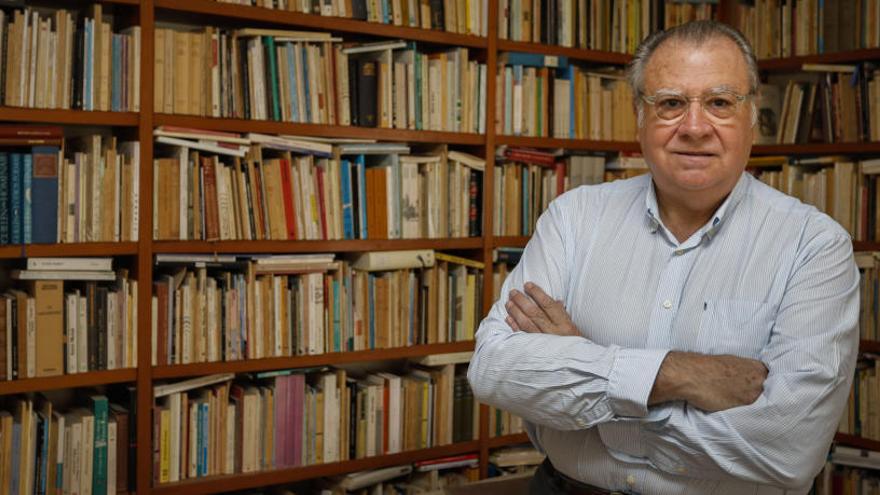 Jaime Siles Ruiz: "La poesía es una especie de lavandería del lenguaje"