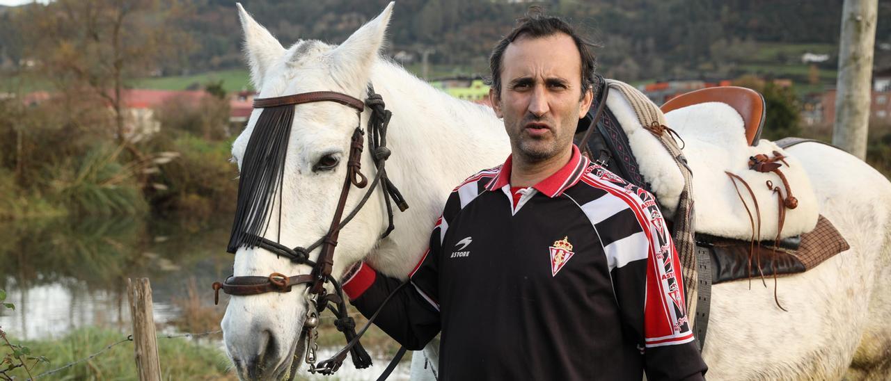 Los giros de Acebal, iba para delantero, debuta de defensa y ahora vive ...