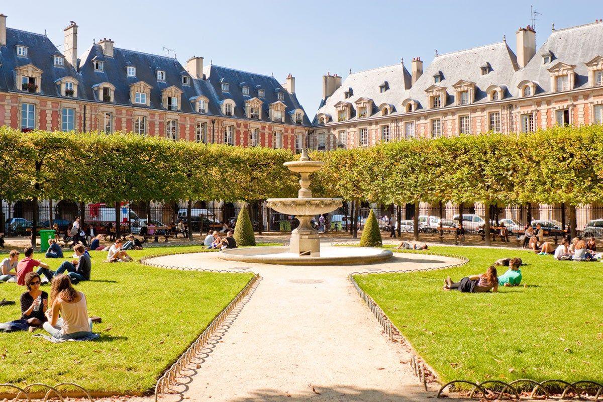Las trece plazas más bonitas del mundo - Viajar