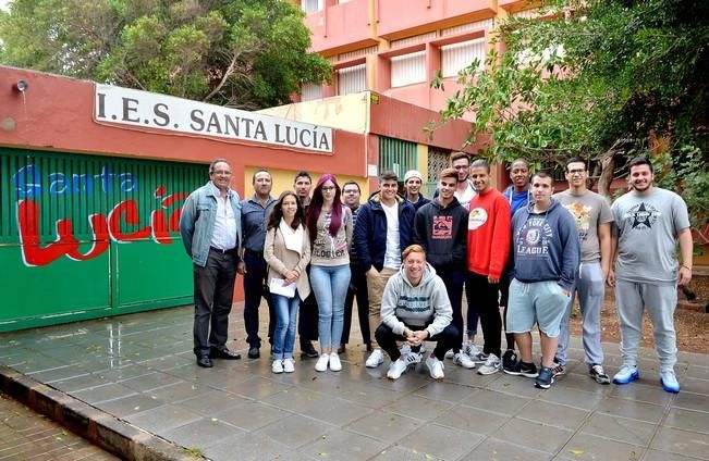 Alumnos del IES Santa Lucia se van a Italia a realizar practicas de ...