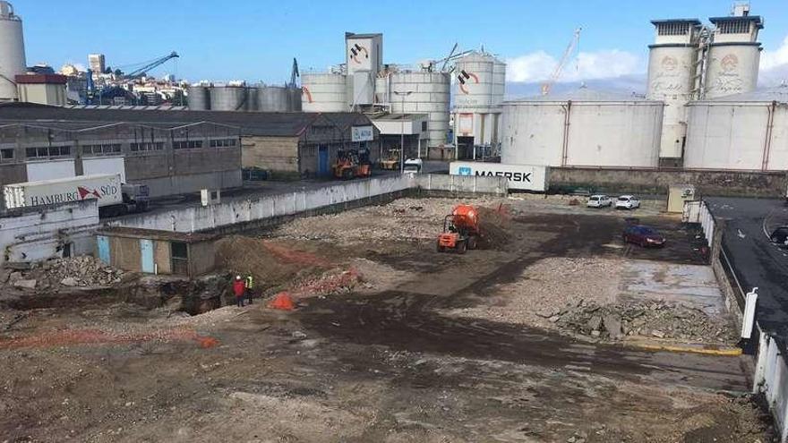 El Puerto de Vigo reserva la parcela que deja libre Repsol para la ...