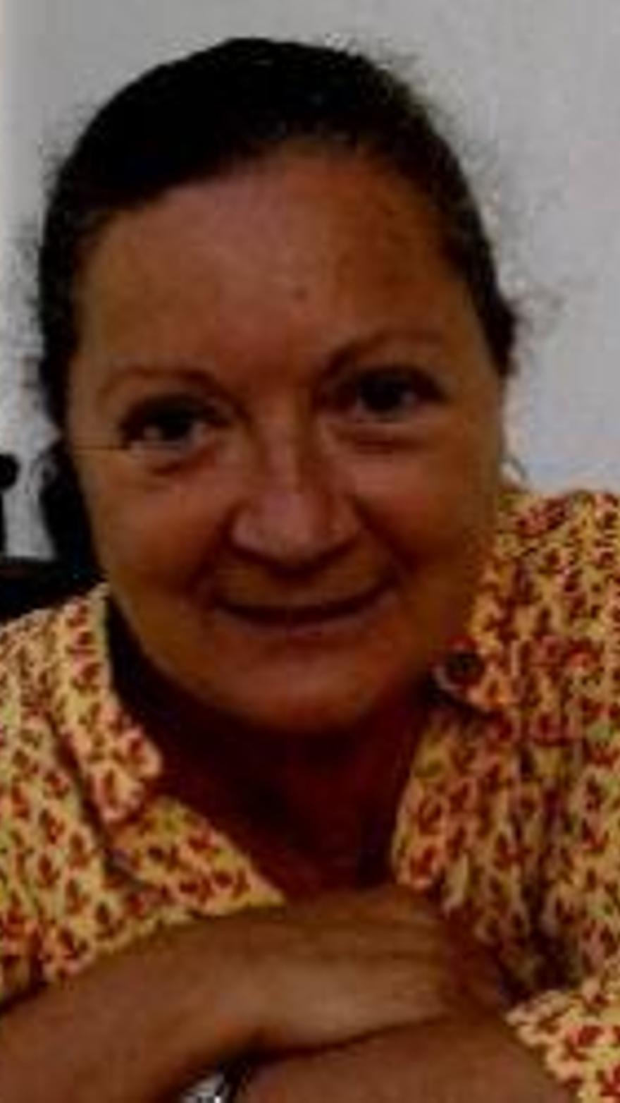 Elsa López inaugura el ciclo ´Viana, patios de poesía´