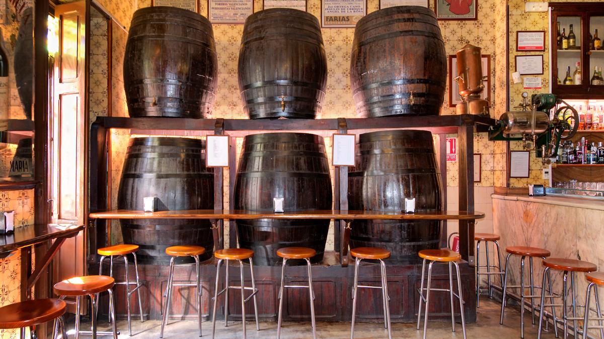 Tabernas centenarias: Estas son algunas de las más legendarias de ...