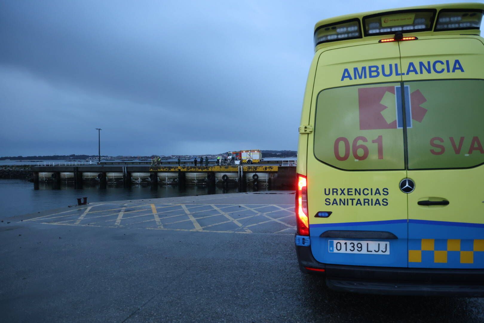 Muere un hombre de 80 años tras caer con su coche al mar en Vilanova
