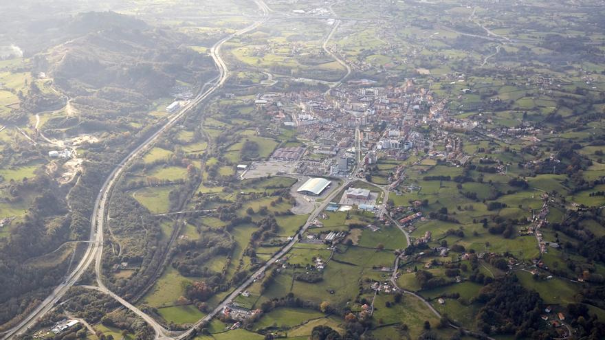 La Pola, desde las alturas: así es la capital del concejo de Siero a ...
