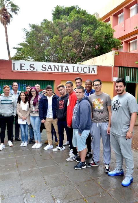 Alumnos del IES Santa Lucia se van a Italia a realizar practicas de ...